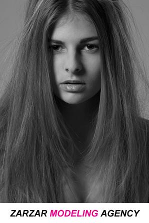 ZARZAR MODELS - Nina Furrer